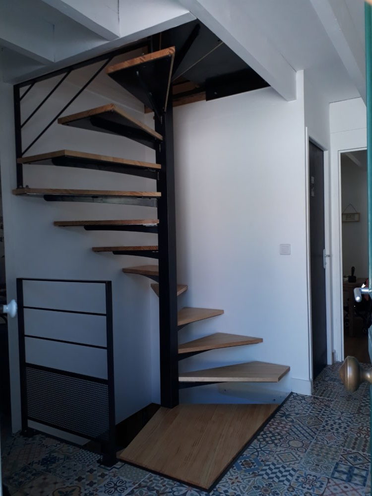 Escalier Hélicoïdal sur Mesure - Concept Metal - Escalier Métal Gironde